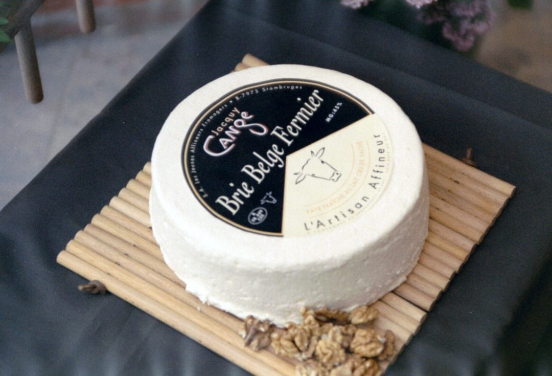 BRIE BELGE FERMIER - Jacquy Cange, L'Artisan Affineur